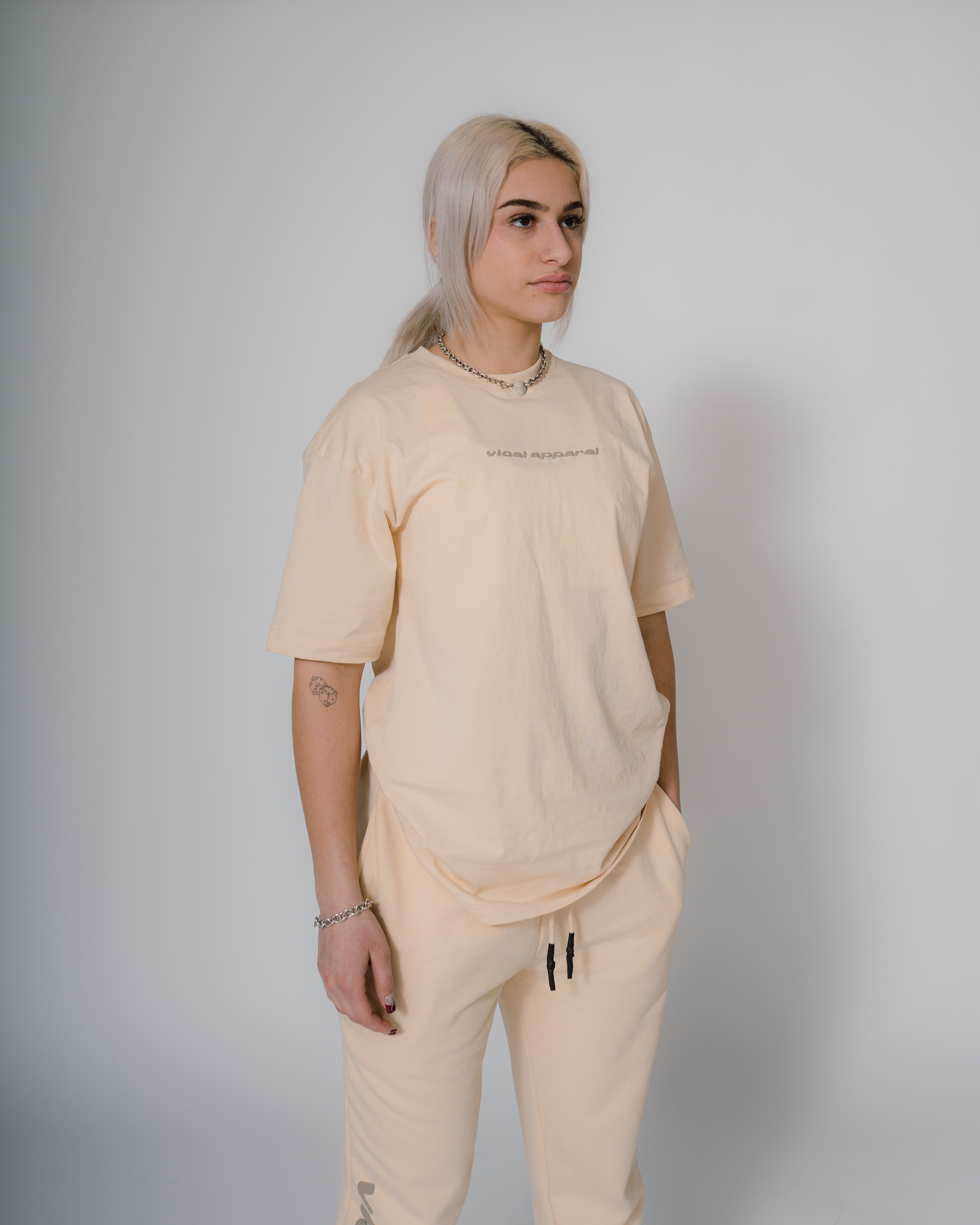 Relaxed Tee – Vical Apparel