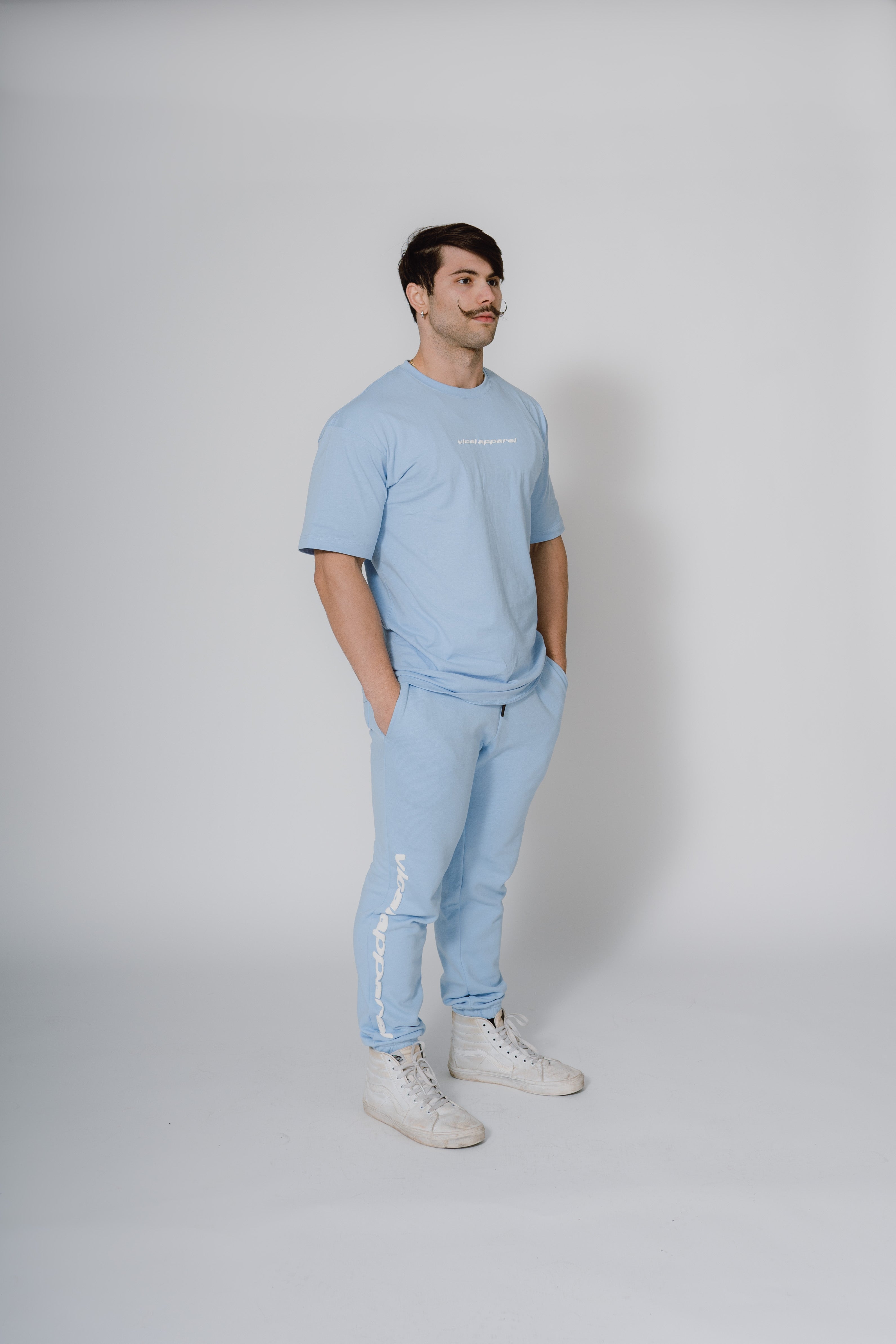 Relaxed Tee – Vical Apparel